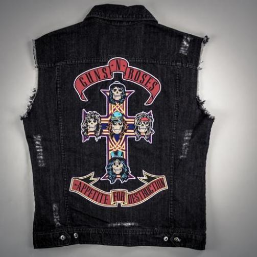 Guns N' Roses: ecco il nuovo merchandise ufficiale della band! Guarda ...