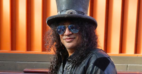 Slash, pubblicato il secondo estratto dal nuovo album "Orgy of the Damned". Ascolta "Oh Well ...
