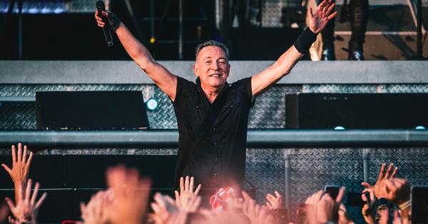 Bruce Springsteen & E Street Band: le foto più belle e la scaletta del ...